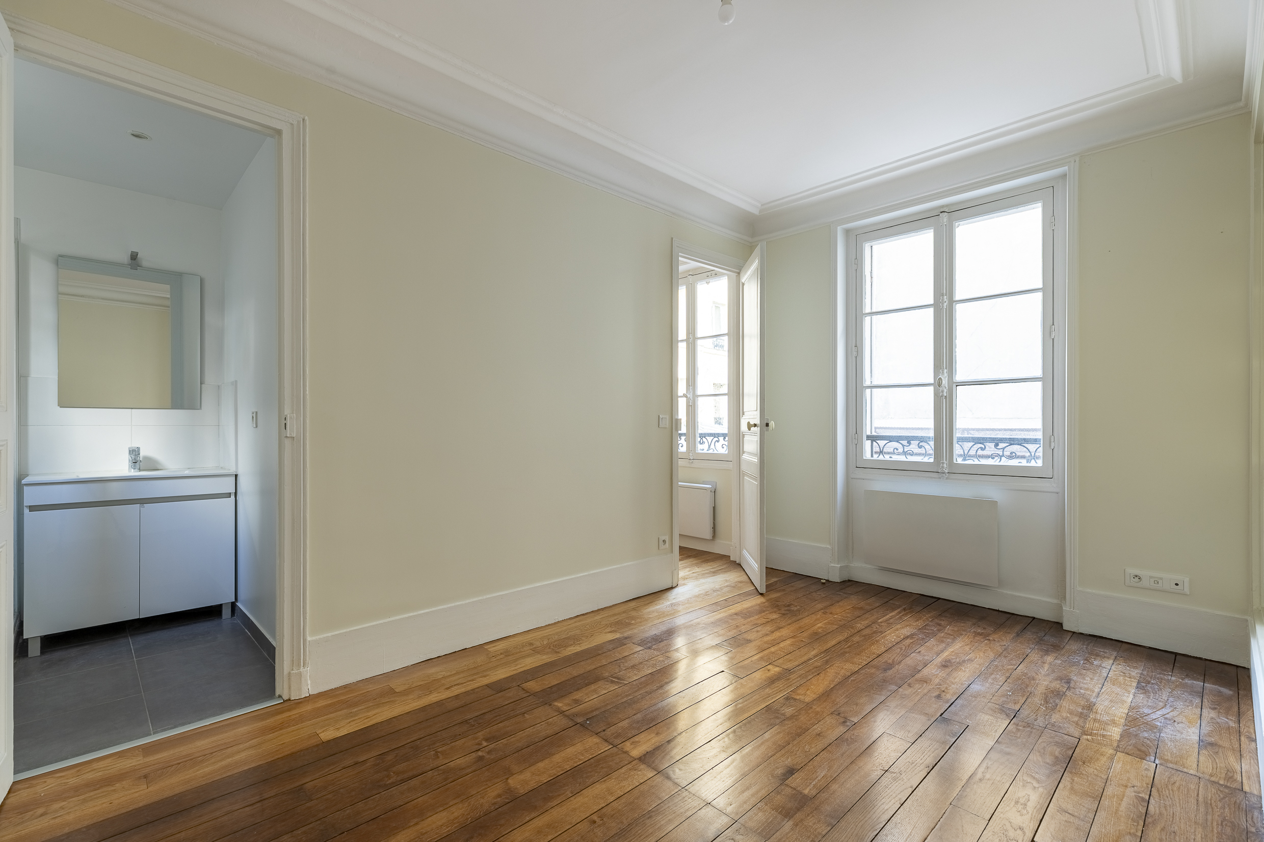 VAVIN - ATELIER D'ARTISTE, 45m2, 6ème | Vendome Estate